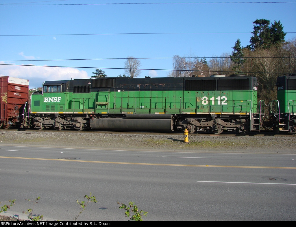 BNSF 8112 @ Long Siding